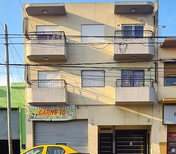 Oportunidad - Venta Edificio en Block 8 Dptos con Local y Cocheras - Alquilado Renta Inmediata ...