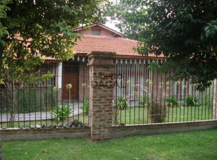 Casa en Venta en 414 y 144 Arturo Segui - Alberto Dacal Propiedades ...