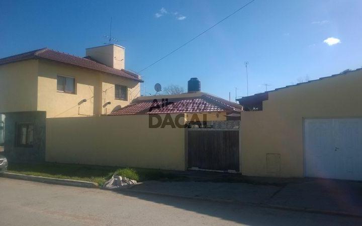 Casa en Venta en 58bis Esq. 3 Punta Lara - Alberto Dacal Propiedades ...