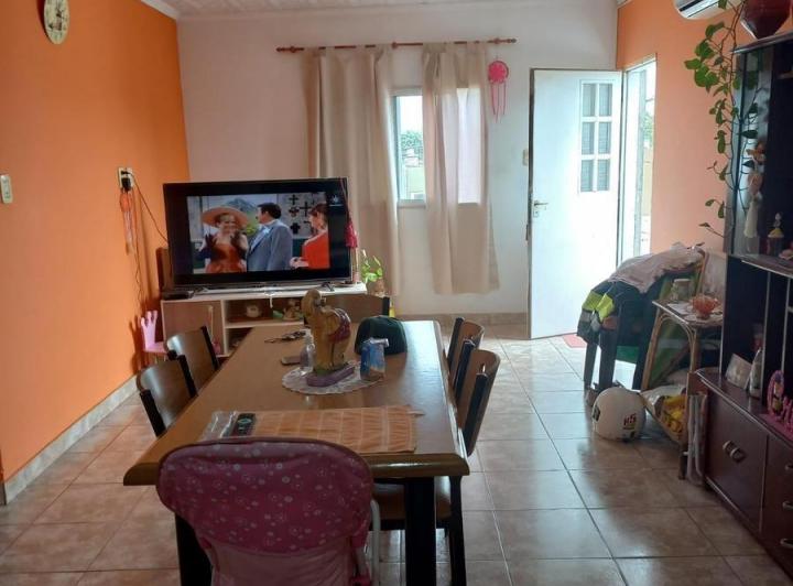 Hermosa Casa Más Departamento / Crespo 7900!, Santa Fe - Zonaprop