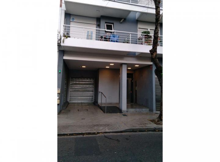 Departamento de 2 Dorm. con Patio, Moreno 554, Santa Fe - Zonaprop