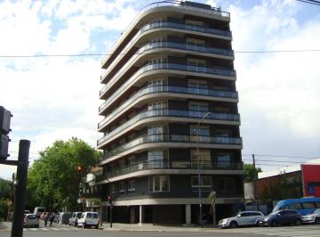 V. Luro. Edificio Nocito. Av Rivadavia 10600 3 Amb Fte balcon"A ...