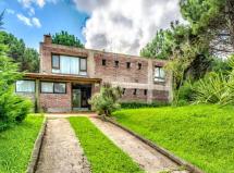 Casa de 2 Plantas, 4 Dorm. en Club del Lago, Otros Paises - Zonaprop