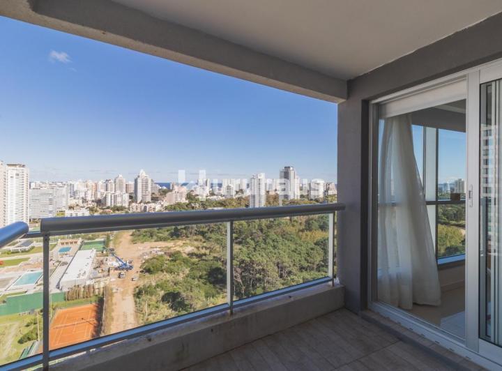 Alquiler Apartamento Tres Dorm. Punta del Este Edificio Look Brava, Otros Paises - Zonaprop