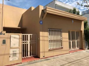 Casa 5 Entre 521 y 522 (Tolosa), Gba Sur - Zonaprop