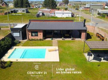 Venta/permuta Casa 2 Dorm. con Pileta en Tierra de Sueños Pgsm, Santa Fe - Zonaprop