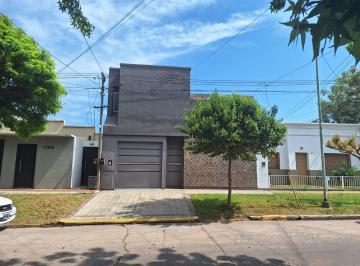 Casa en Venta de 2 Dorm. con Pileta en Tolosa, Gba Sur - Zonaprop