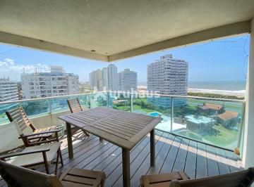 Venta Apartamento Tres Dorm. Punta del Este Playa Brava Terraza con Parrillero Torre O, Otros ...