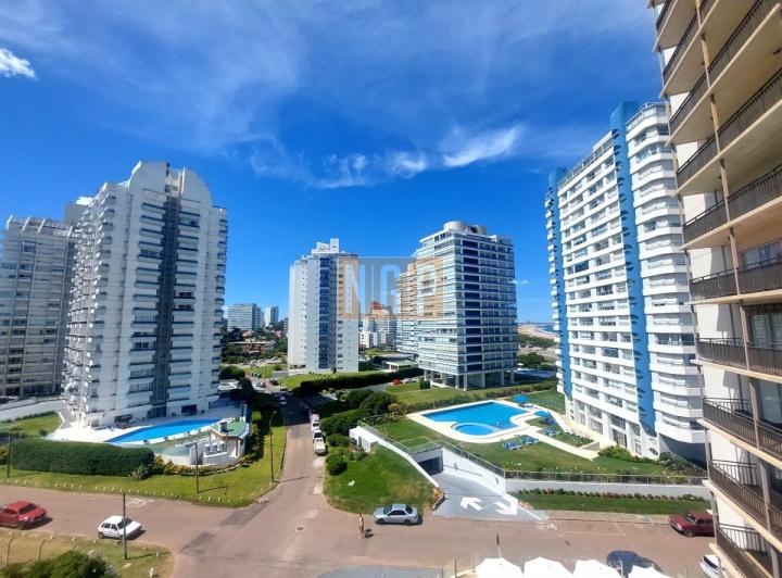 Opus Alpha Frente Al Mar en Playa Brava, Otros Paises - Zonaprop