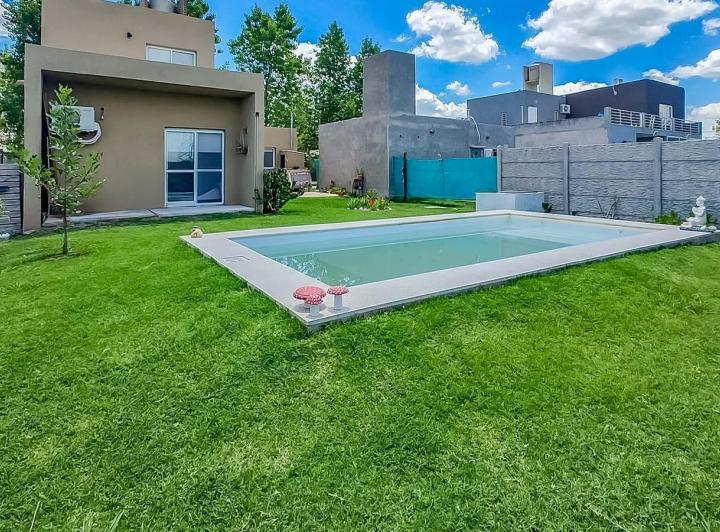 Venta/permuta - Casa de 3 Dorm. con Pileta. Tierra de Sueños 3, Roldan. Santa Fe - Zonaprop