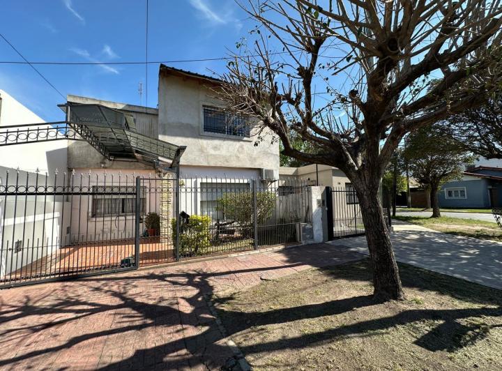 Casa en Ituzaingó Norte (Villa Ariza) 4 Ambientes, Gba Oeste - Zonaprop