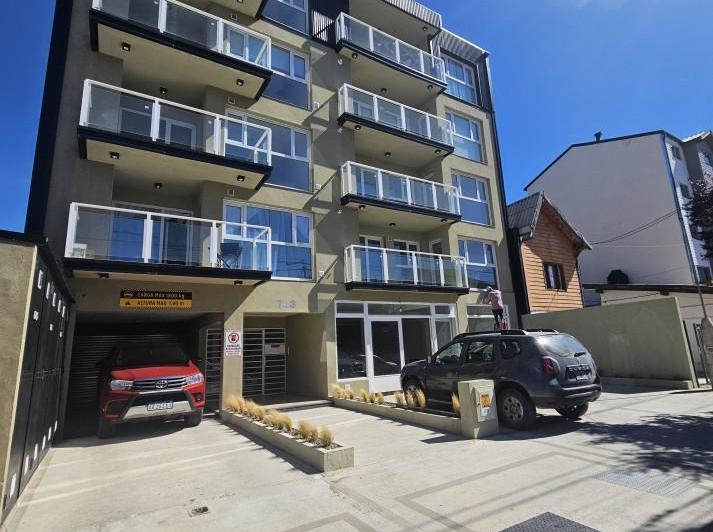 Execlente Departamento 3 Ambientes con Balcon y Parrilla a Estrenar ...