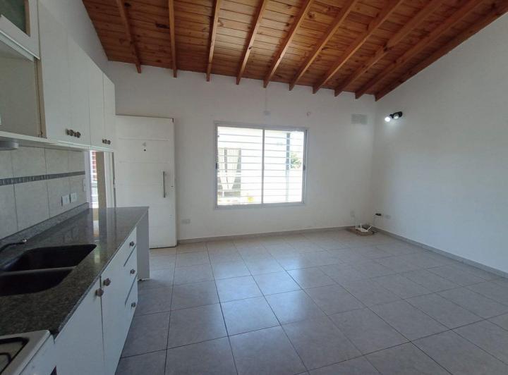 Venta Departamento 2 Amb con Cochera Castelar, Gba Oeste - Zonaprop