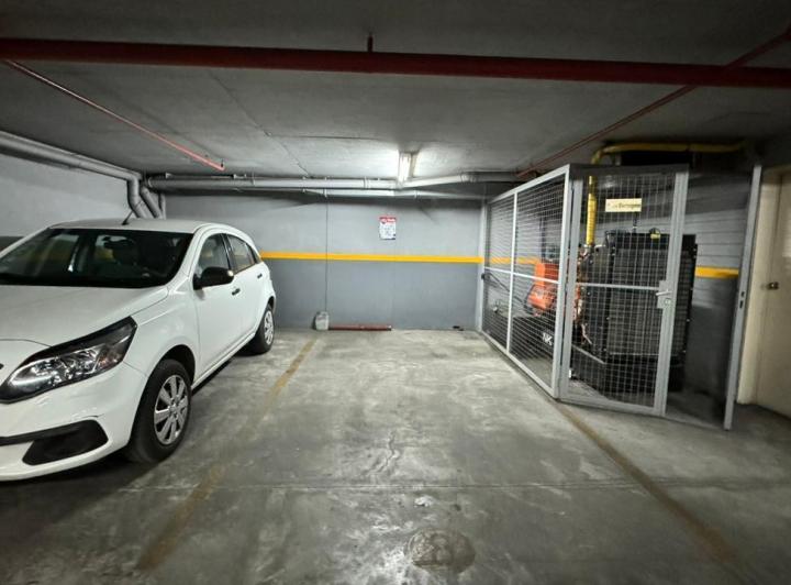 Cochera y Baulera en Venta en Edificio - Palermo Hollywood, Capital ...