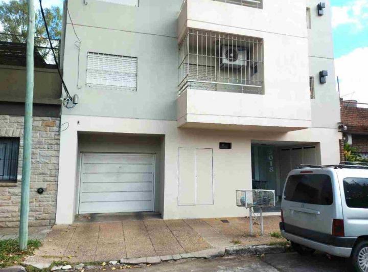 Venta Cochera en Edificio en Santos Lugares, Gba Oeste - Zonaprop
