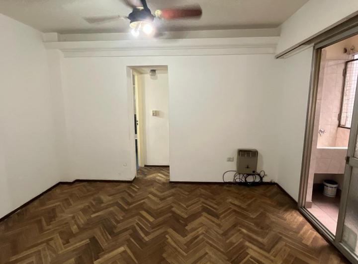 Departamento en Alquiler de 2 Ambientes con Balcon Interno, Capital ...