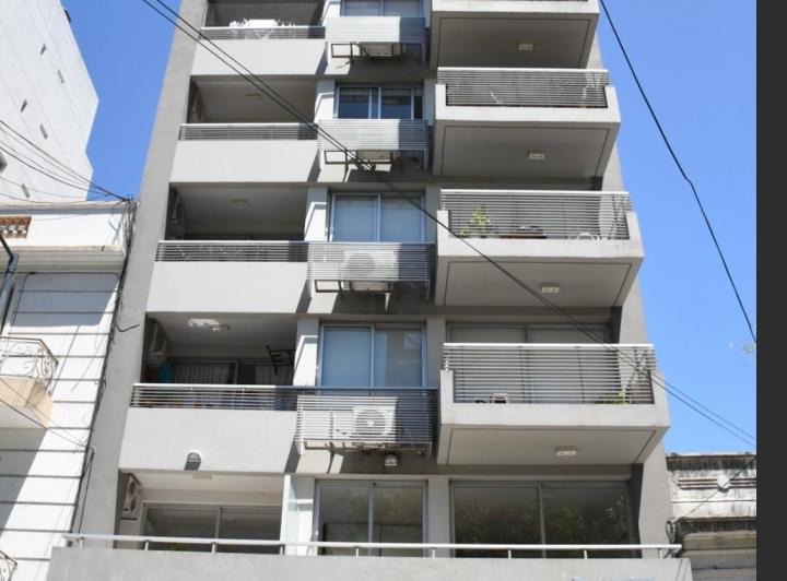 Venta Cochera Cubierta Villa Crespo Edificio en Planta Baja, Capital ...