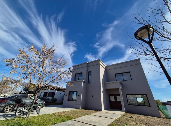 Casa en Venta en El Cantón Puerto, El Cantón, Escobar, Gba Norte - Zonaprop