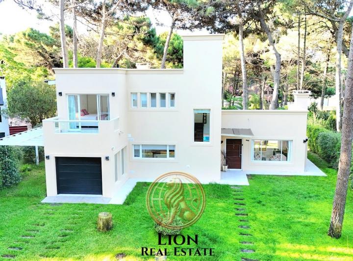 Venta Casa Pinamar Norte 5 Ambientes con Piscina Financia, Buenos Aires ...