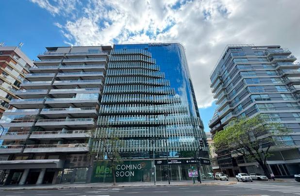 Oficinas en Venta en Edificio Corporativo de Curtain Wall Sobre Libertador en Esquina con ...