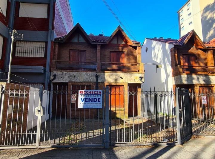 Duplex Cuatro Ambientes con Patio y Cochera, Buenos Aires Costa ...