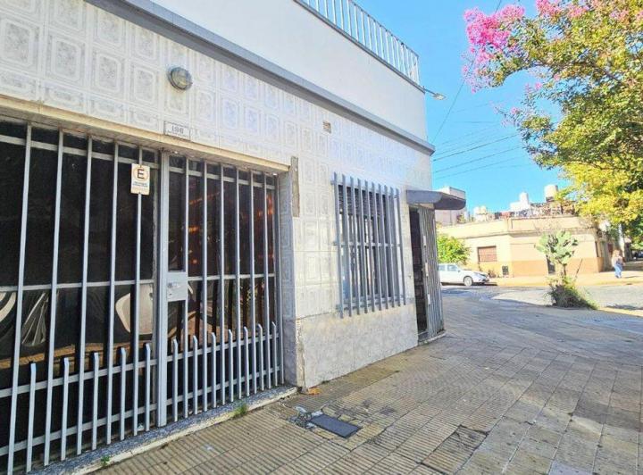 Venta PH Tipo Casa 3 Ambientes Liniers Cochera, Capital Federal - Zonaprop