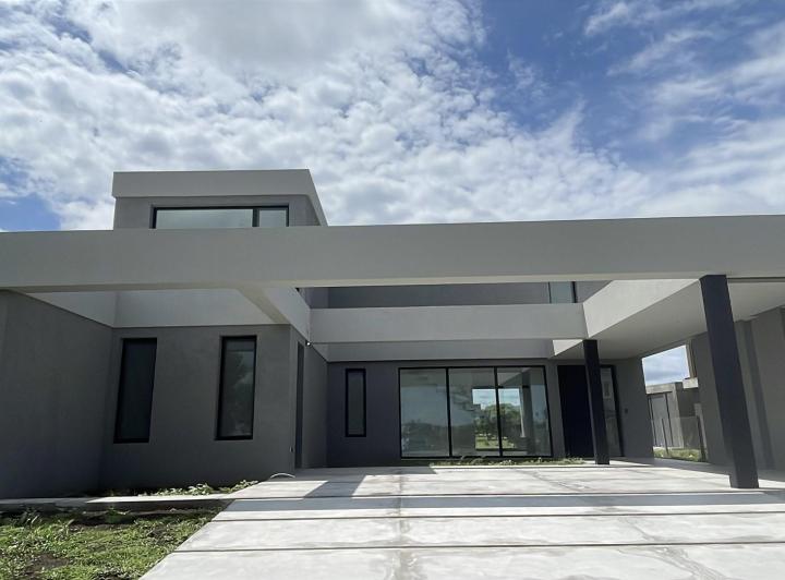 Casa en Venta Ubicado en El Cantón Golf, El Cantón, Escobar, Gba Norte ...