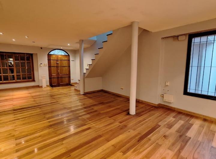 Casa en Venta en La Plata 4 Dorm. con Parque y Pileta, Gba Sur - Zonaprop