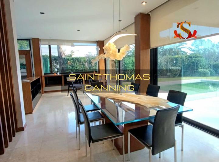 Venta Casa Sainth Thomas, Canning, 7 Ambientes 345 m², Gba Sur - Zonaprop