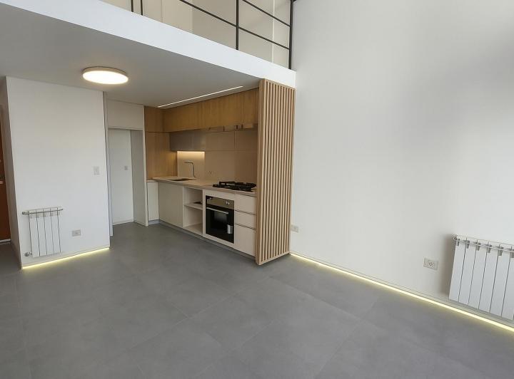 Moderno Loft en Dúplex con Balcón – Las Cañitas - D, Capital Federal ...