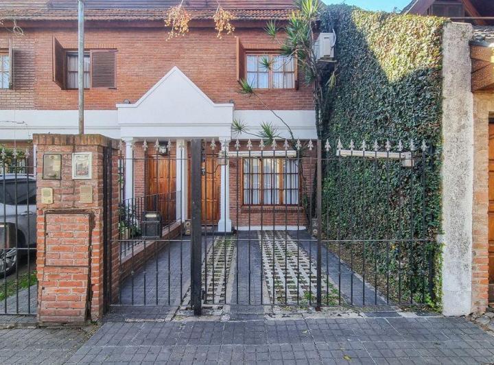 Casa Duplex en Venta con Patio y Parrilla Florida, Gba Norte - Zonaprop