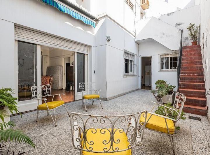 Venta Casa 3 Dorm. Estilo Francés con Patio Terraza y Garage Almagro ...
