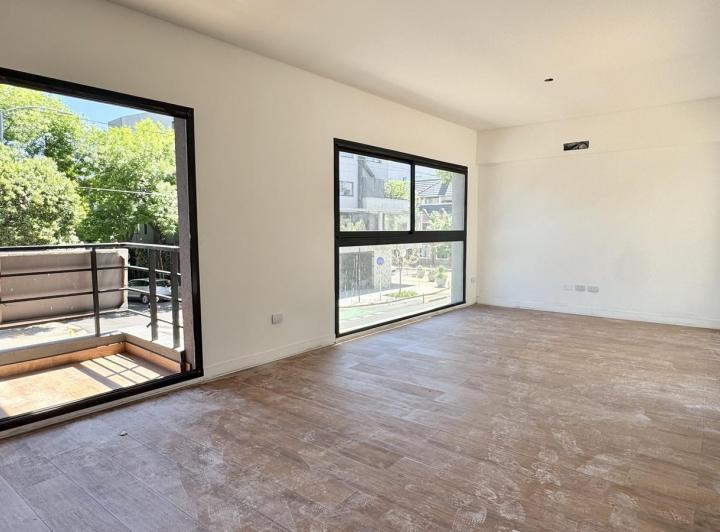 Venta 3 Ambientes Tipo PH con Patio y Balcón en La Pampa Urquiza ...