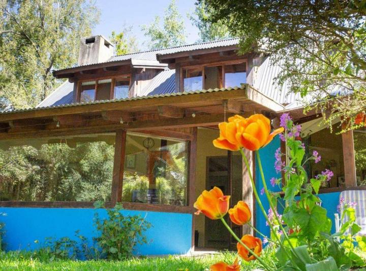 Venta Casa en Km 15 Bariloche con Departamentos, Río Negro - Zonaprop