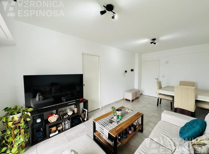 Departamento de Dos Ambientes en Moron Norte. Entrega Inmediata. Gba ...