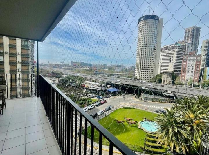 Cerrito Al 1400, 5 Piso, Fte, Amoblado, Impecable, Capital Federal ...