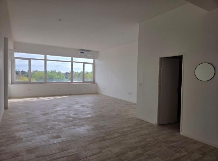 Alquiler Monoambiente con Cochera en Delta Center, Gba Norte - Zonaprop