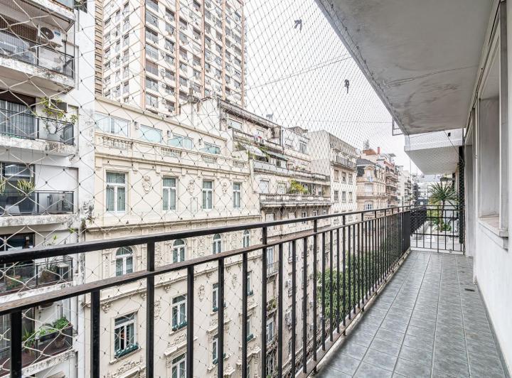 Plaza Vicente López. Recoleta. 4amb. Categoría. Capital Federal - Zonaprop