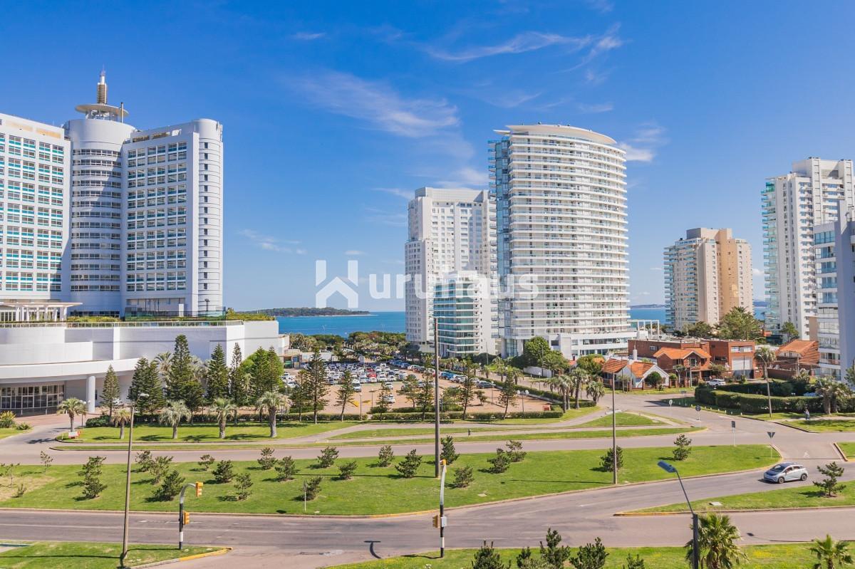 Venta Apratamento Tres Dorm. Punta del Este Edificio Torre del Mar, Otros Paises - Zonaprop