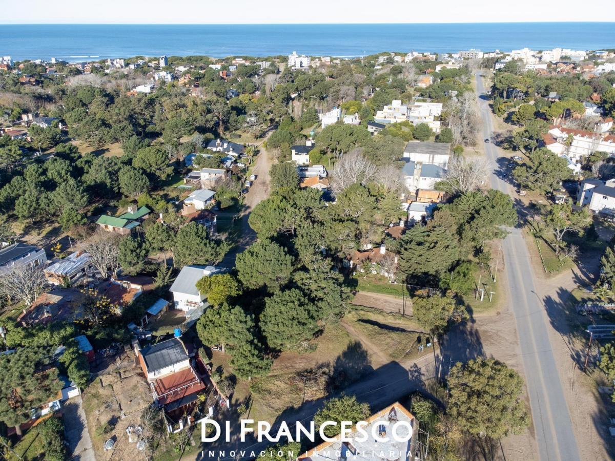 Lote Comercial Multifamiar Esquina a Pasos de Rotonda Victor Hugo ...