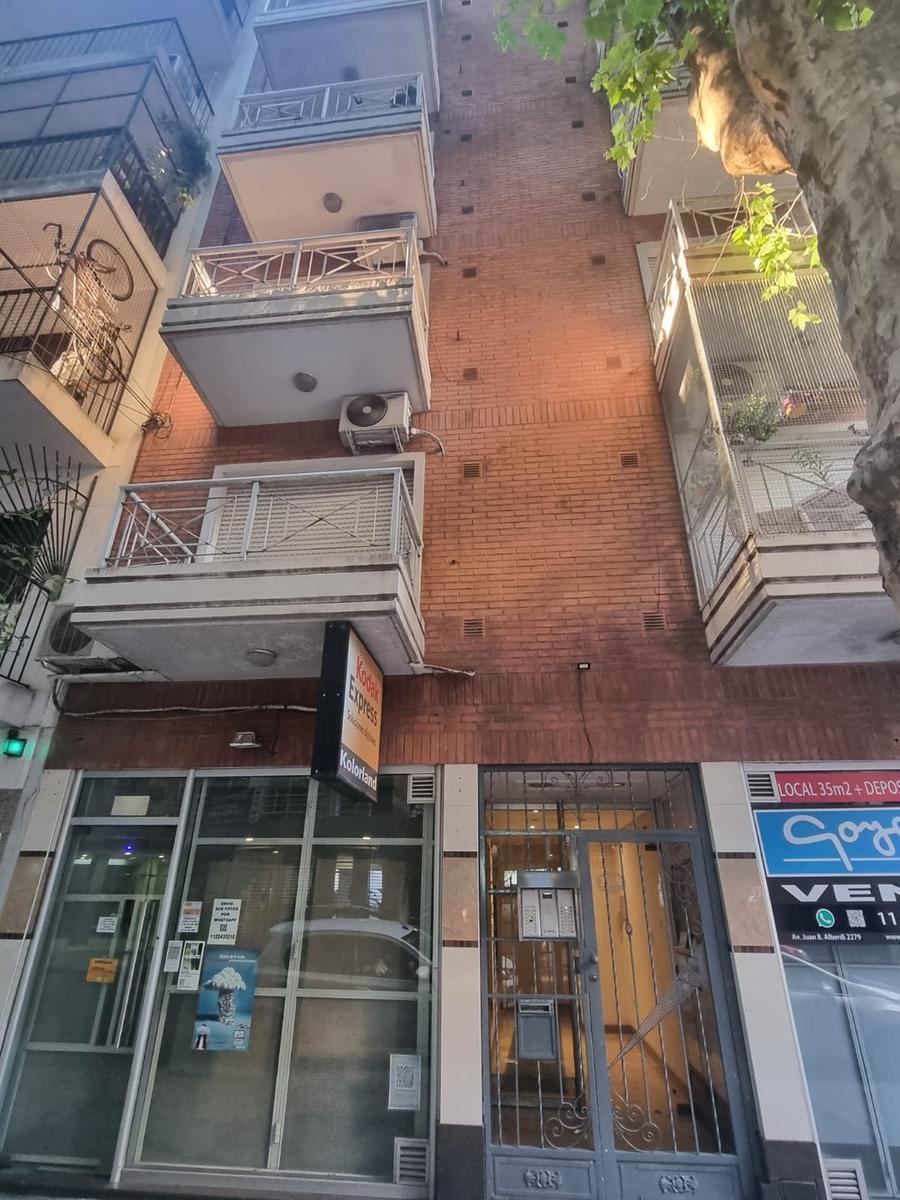 Departamento Monomabiente en Flores. Ramon Falcon y Camacuá, Capital ...