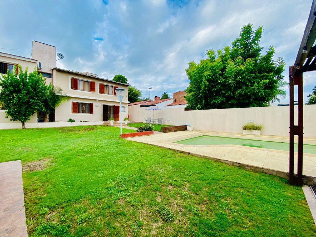 Casa 3 Dorm Patio y Pileta en La Cuesta Carlos Paz, Córdoba - Zonaprop