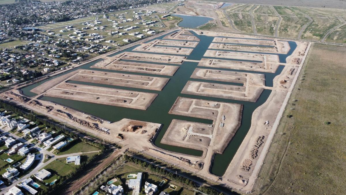 Terreno en Venta en Funes Lakes con Financiación, Santa Fe - Zonaprop