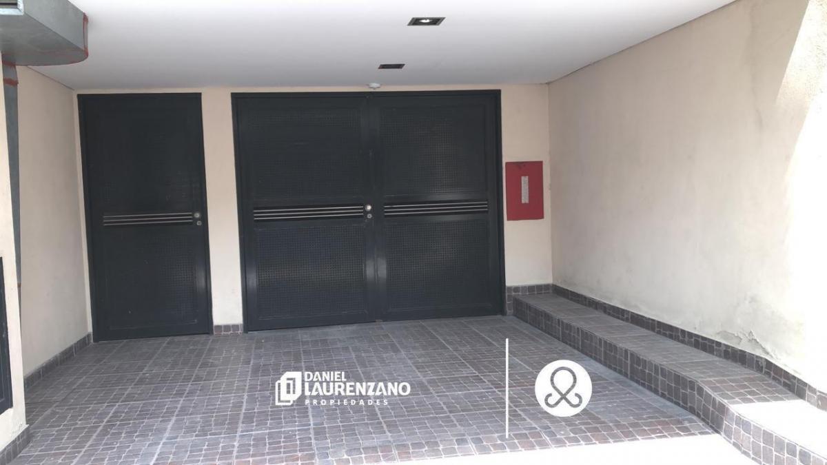 "Excelente Oportunidad" Block de 5 Cocheras Cubiertas Fijas con Alta ...