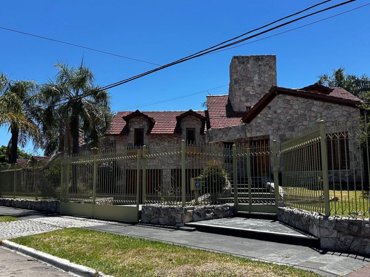 Venta Casa de Categoria Urca 4 Dorm. Pileta, Córdoba - Zonaprop