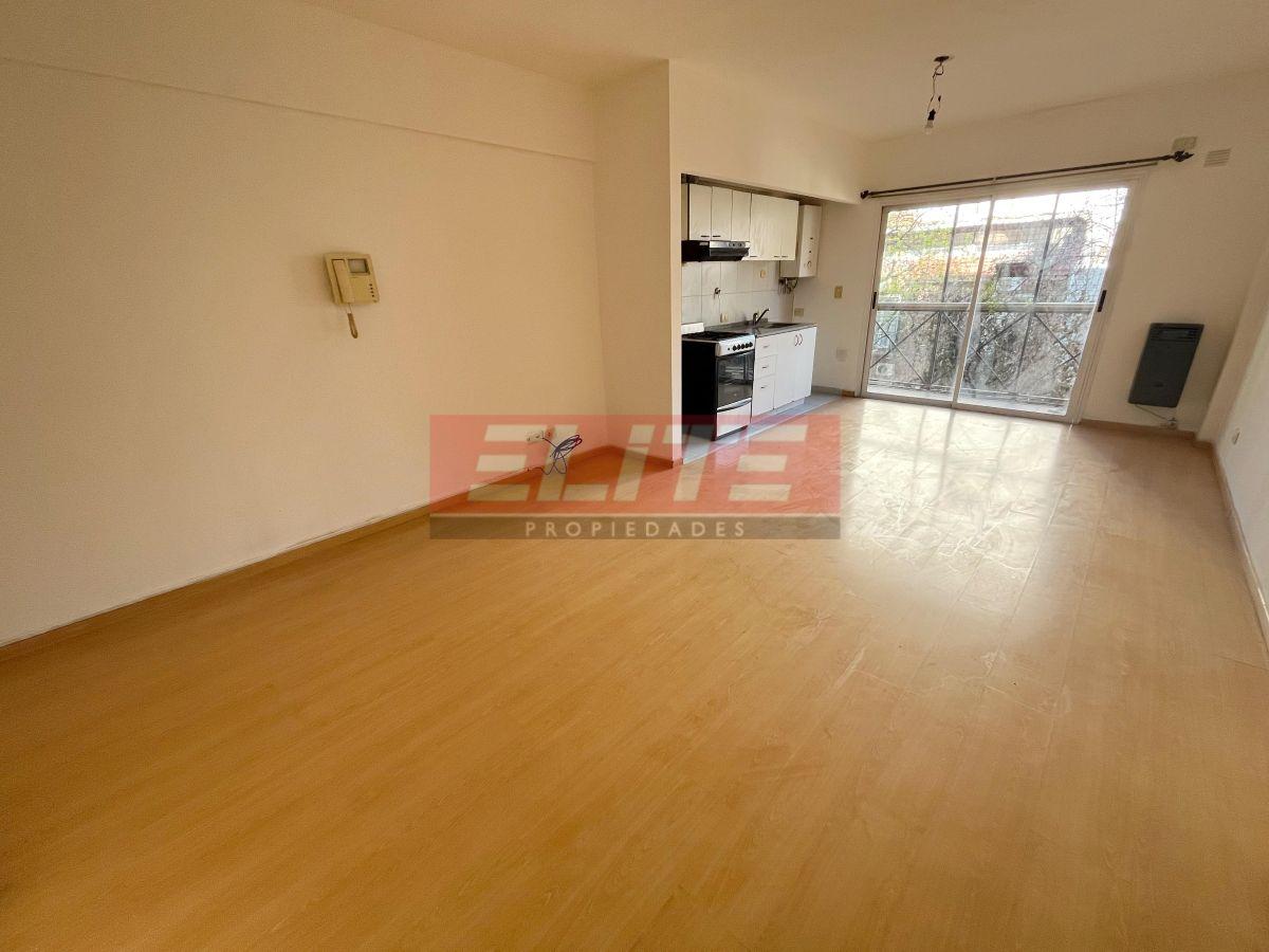 Gran Depto 1 Amb con Balcon Al Frente, a m Subte B, Capital Federal ...