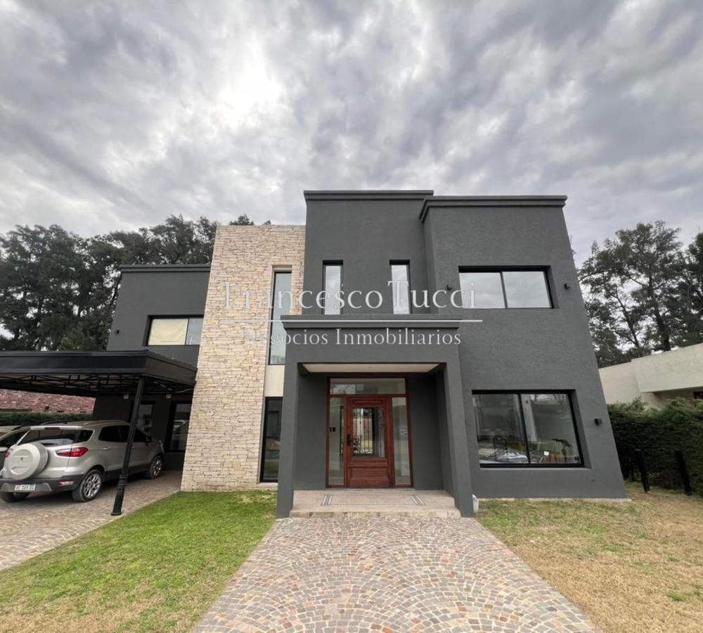 Casa en Venta en Barrio Privado Astorga, Gba Oeste - Zonaprop