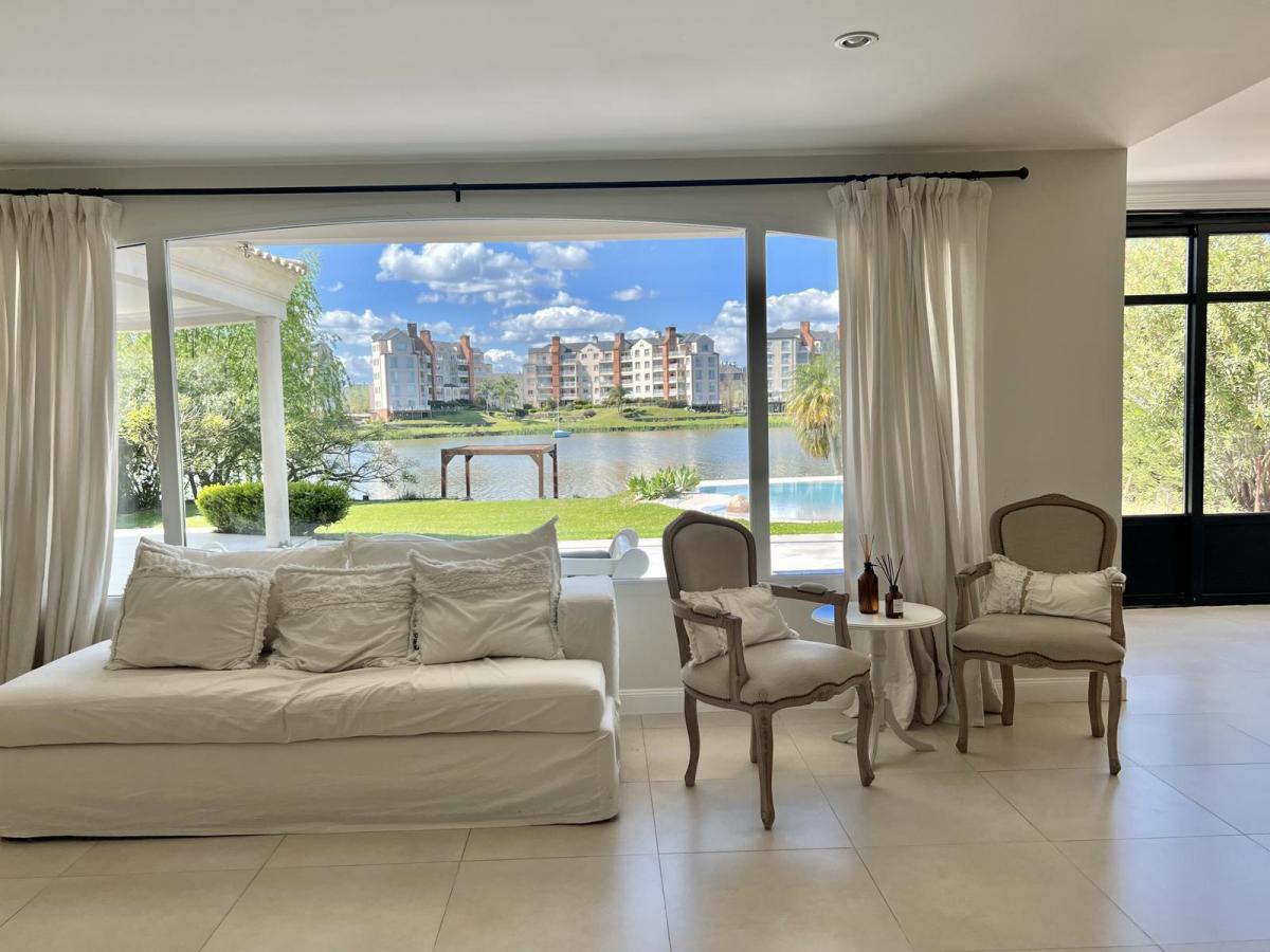 Los Castores Al Lago Central, Gba Norte - Zonaprop