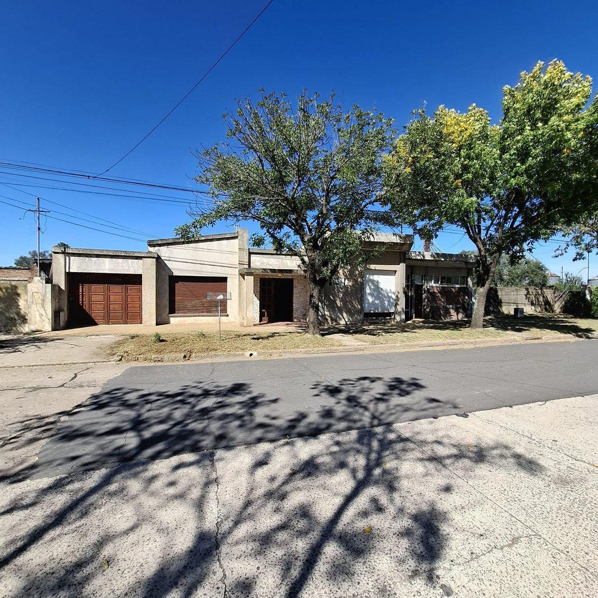 Venta Excelente 2 Propiedades a Reciclar en Carmen, Santa Fe - Zonaprop