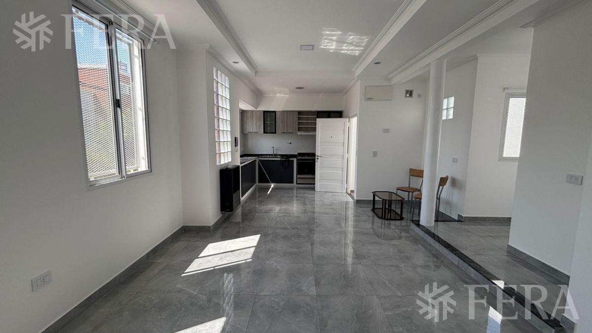 Alquiler de PH 3 Ambientes con Terraza y Parrilla en Wilde, Gba Sur ...